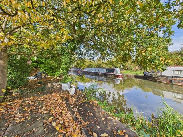 3 Bedroom Detached Bungalow