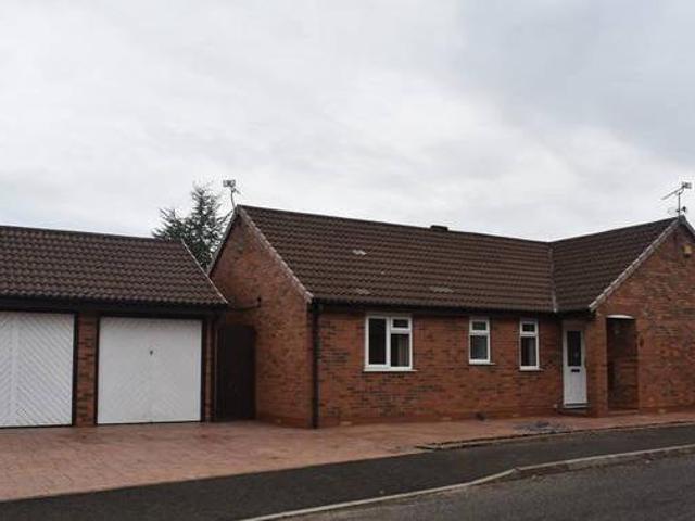 3 bedroom detached bungalow for rent in Chatham Way Haslington CW1