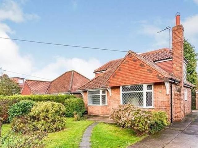 3 bedroom detached bungalow for rent in Grants Avenue York YO10