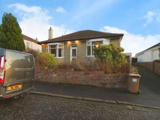 3 bedroom detached bungalow for rent in Forest Way, Ayr, Ayrsh.