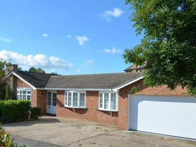 3 Bedroom Detached Bungalow For Rent In Holbrook