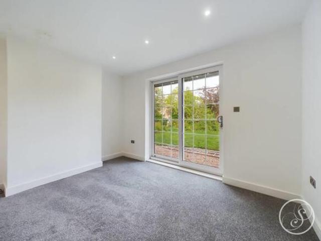 3 bedroom detached bungalow for rent in Harrogate Road, Harewood, Leeds, LS17