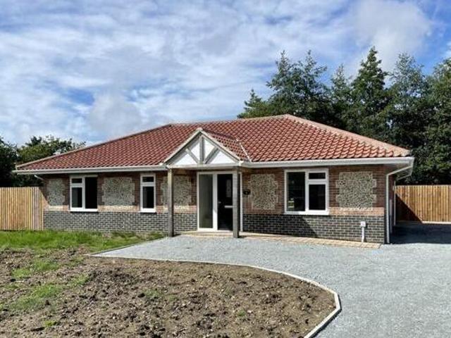 3 Bedroom Detached Bungalow For Rent In Off Mill View
