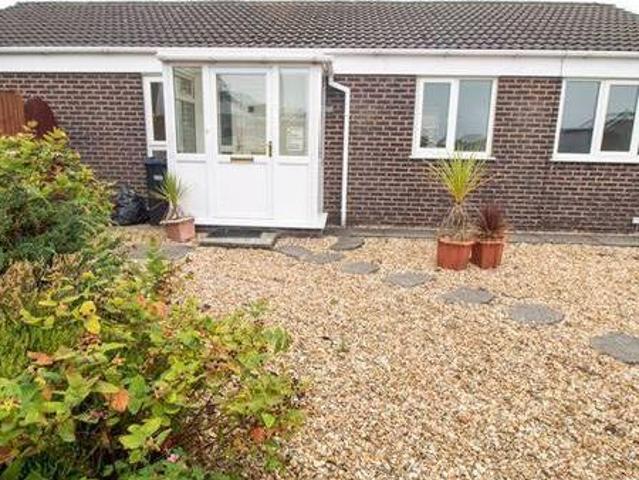 3 bedroom detached bungalow for rent in Lymbridge Drive Blackrod Bolton BL6 5TH BL6