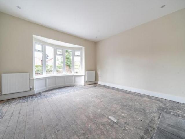 3 bedroom detached bungalow for rent in Newark Road, North Hykeham, Lincoln, Lincolnshire, LN6