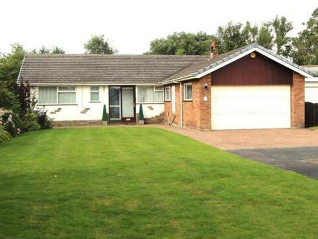 3 Bedroom Detached Bungalow For Rent In Small Lane