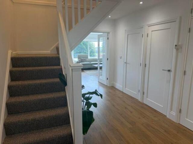 3 bedroom detached bungalow for rent in Saltdean Drive, Saltdean, BN2