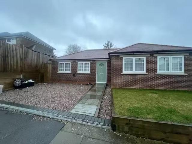 3 bedroom detached bungalow for rent in Ramsden Road, Orpingto.