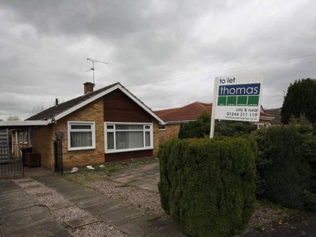 3 bedroom detached bungalow for rent in Tewkesbury Close Upton CH2