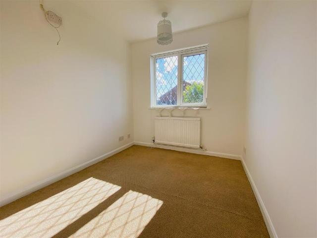 3 bedroom detached bungalow for rent in The Coppice, Thurmaston, LE4
