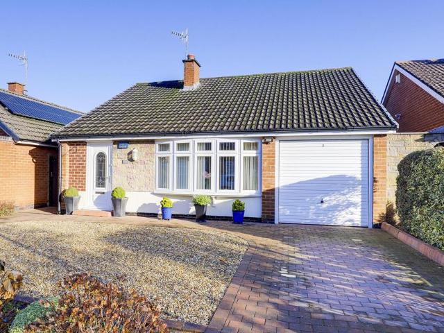 3 bedroom detached bungalow for sale