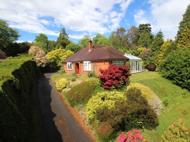 3 bedroom detached bungalow for sale