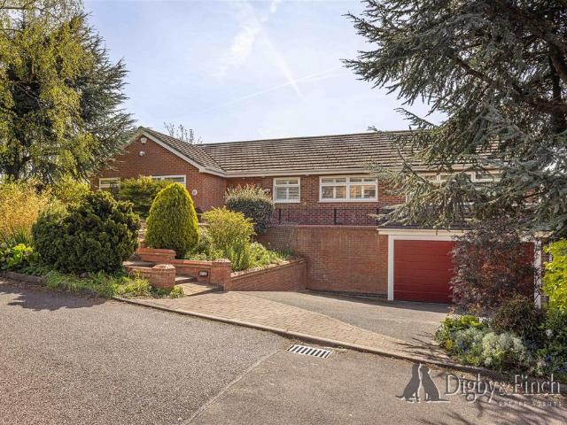 3 bedroom detached bungalow for sale