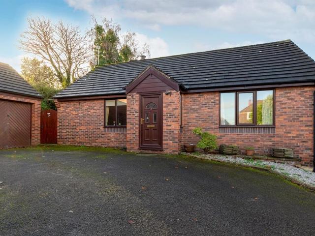 3 bedroom detached bungalow for sale