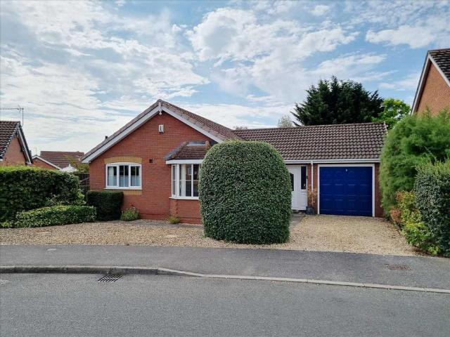3 bedroom detached bungalow for sale