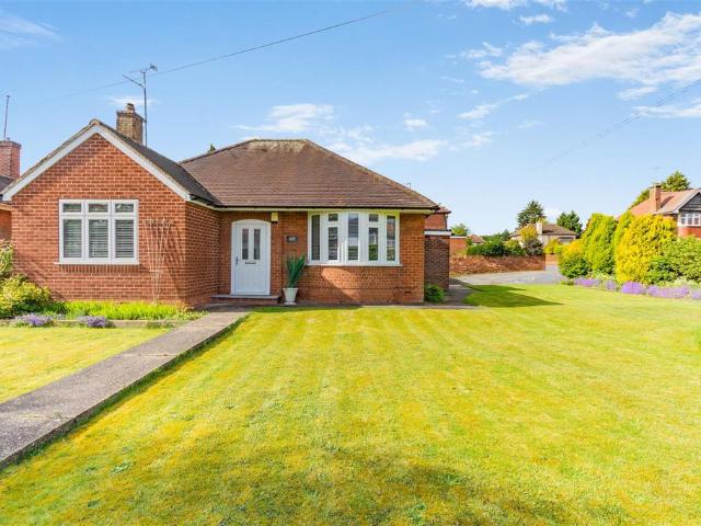 3 bedroom detached bungalow for sale