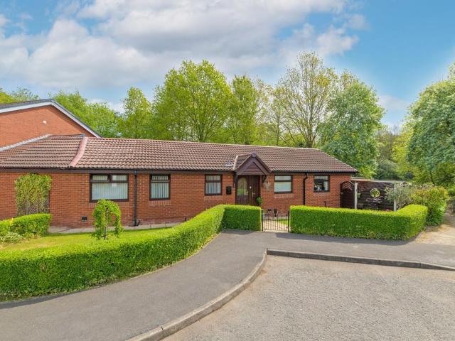 3 bedroom detached bungalow for sale