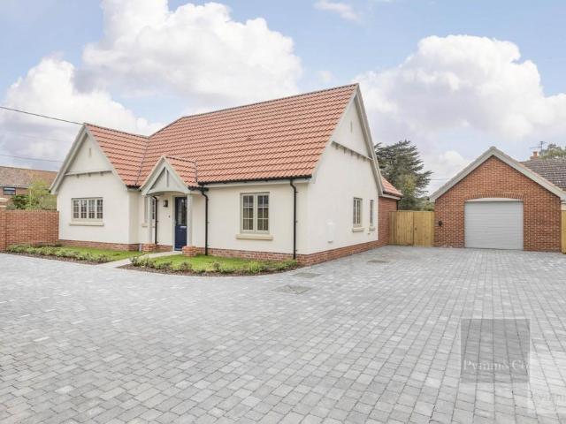 3 bedroom detached bungalow for sale