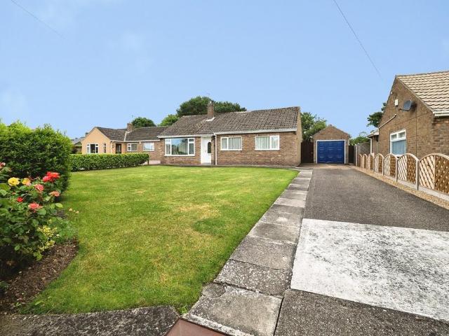 3 bedroom detached bungalow for sale