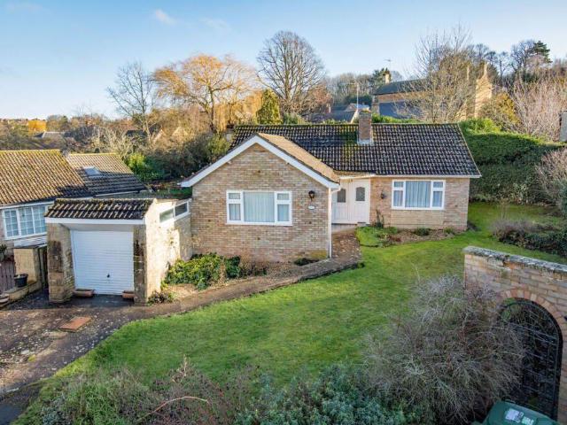3 bedroom detached bungalow for sale