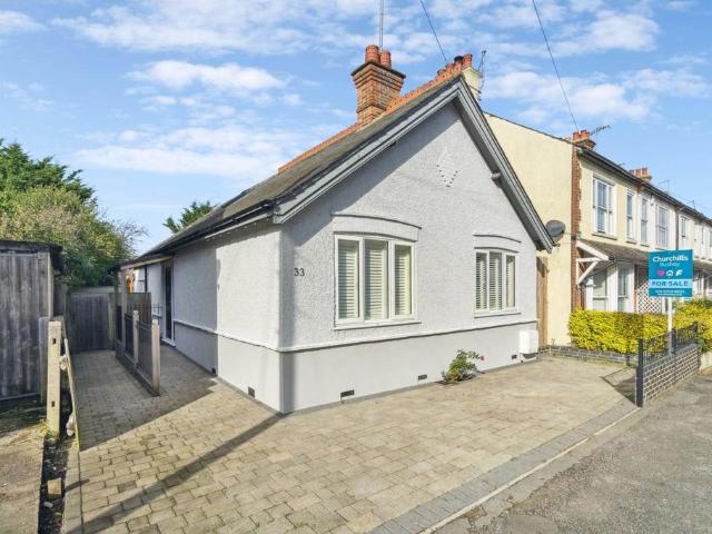 3 bedroom detached bungalow for sale
