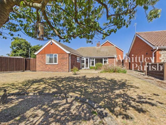 3 bedroom detached bungalow for sale