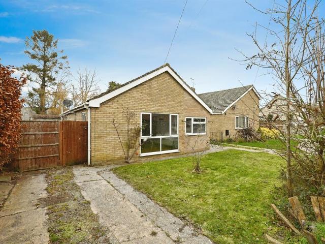 3 bedroom detached bungalow for sale