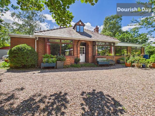 3 bedroom detached bungalow for sale