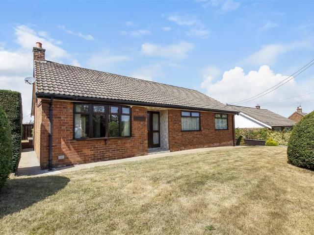 3 bedroom detached bungalow for sale