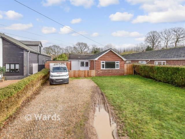3 bedroom detached bungalow for sale