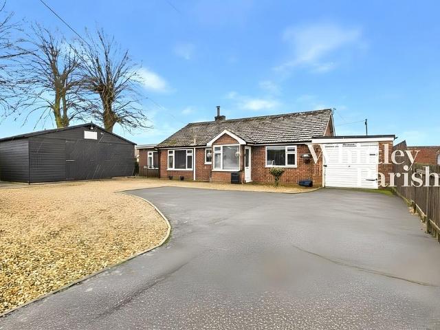 3 bedroom detached bungalow for sale