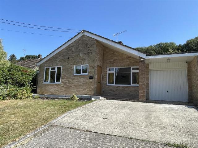 3 bedroom detached bungalow for sale