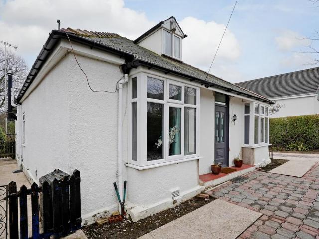 3 bedroom detached bungalow for sale