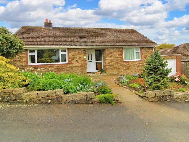 3 bedroom detached bungalow for sale