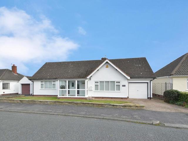 3 bedroom detached bungalow for sale