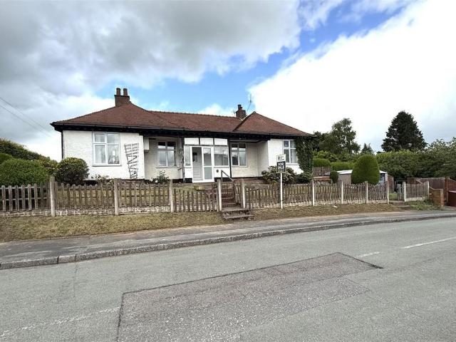 3 bedroom detached bungalow for sale