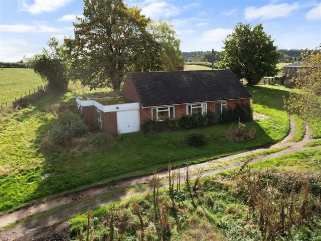 3 bedroom detached bungalow for sale