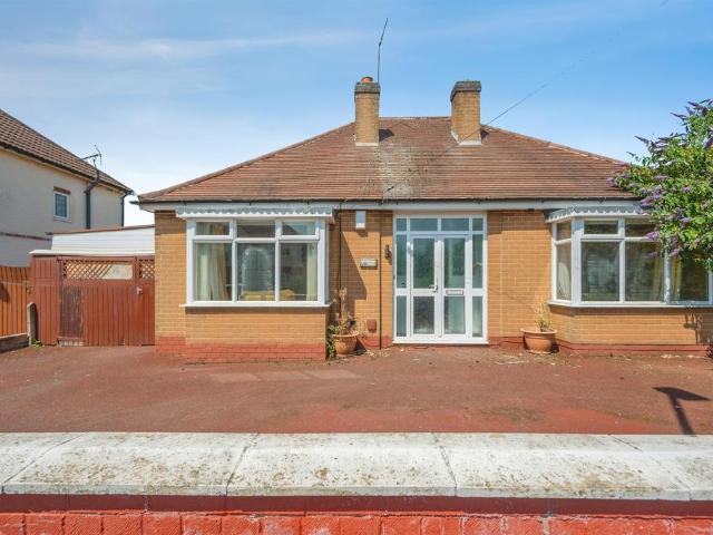 3 bedroom detached bungalow for sale