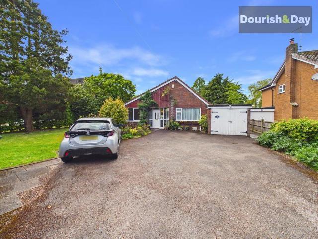 3 bedroom detached bungalow for sale