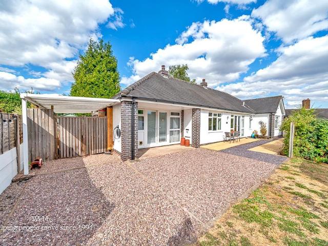 3 bedroom detached bungalow for sale