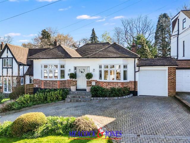 3 bedroom detached bungalow for sale