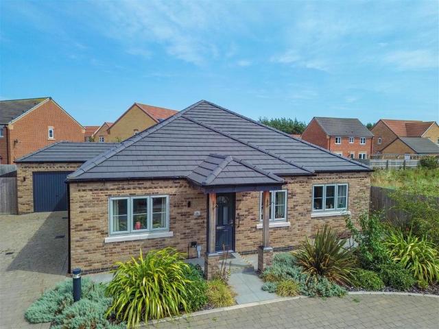 3 bedroom detached bungalow for sale