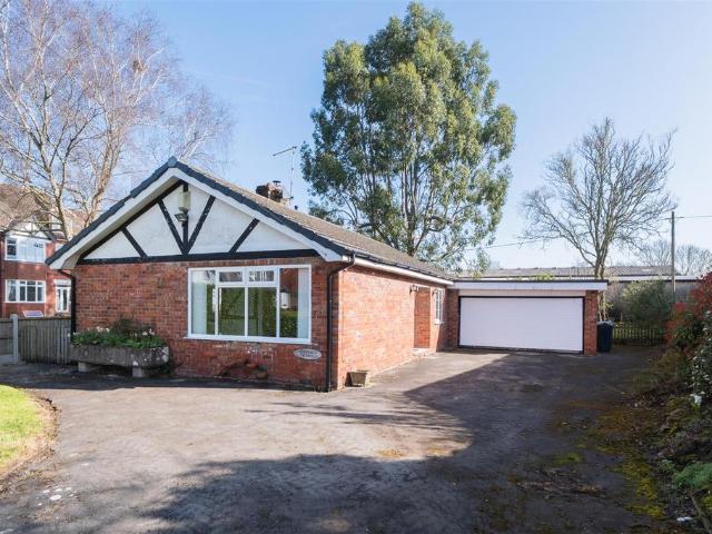 3 bedroom detached bungalow for sale