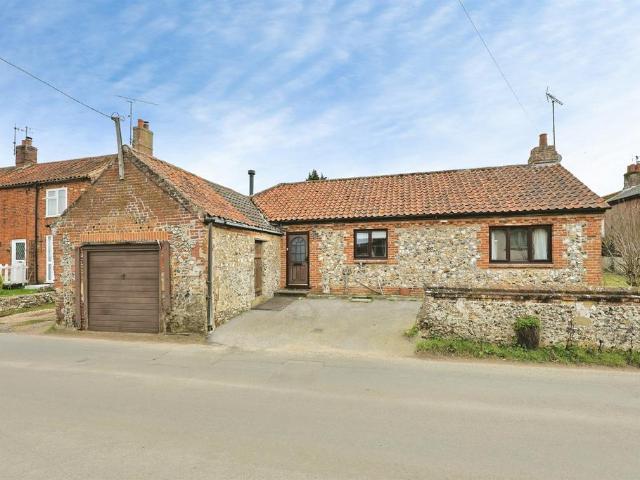 3 bedroom detached bungalow for sale