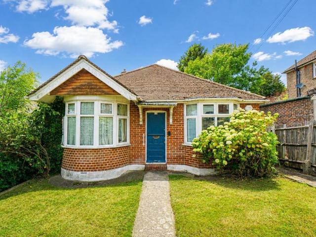 3 bedroom detached bungalow for sale