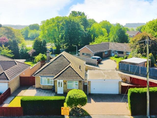 3 bedroom detached bungalow for sale
