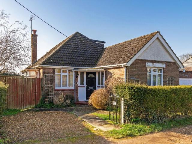 3 bedroom detached bungalow for sale