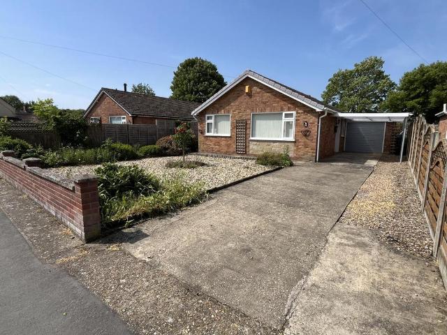 3 bedroom detached bungalow for sale