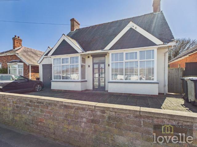 3 bedroom detached bungalow for sale