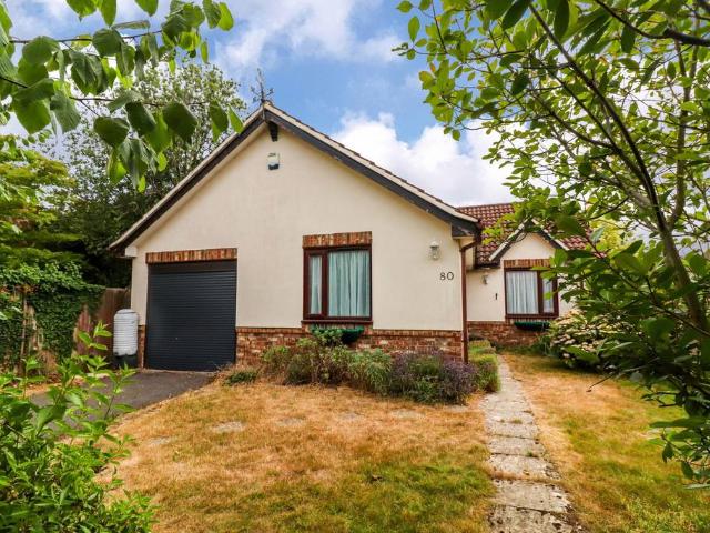 3 bedroom detached bungalow for sale